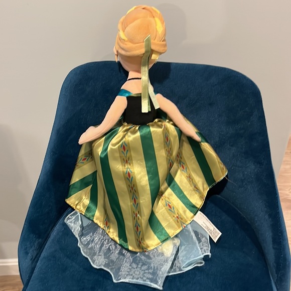 Disney | Toys | Official Disney World Elsa Anna Flip Push Doll | Poshmark